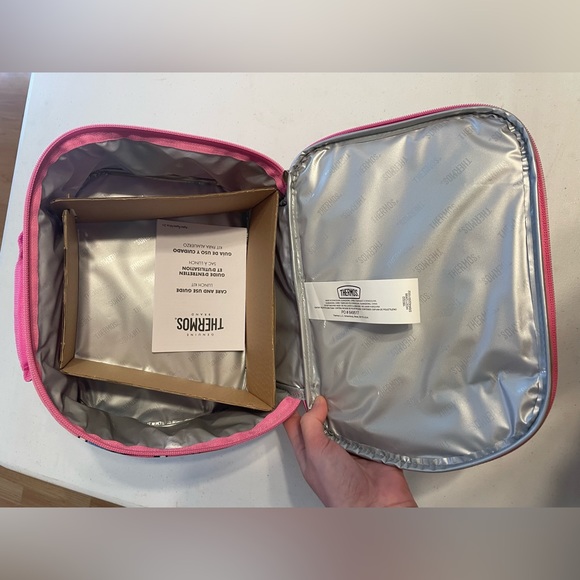 Barbie | Bags | Nwt Mattel Barbie Thermos Kids Insulated Lunch Box Bag ...